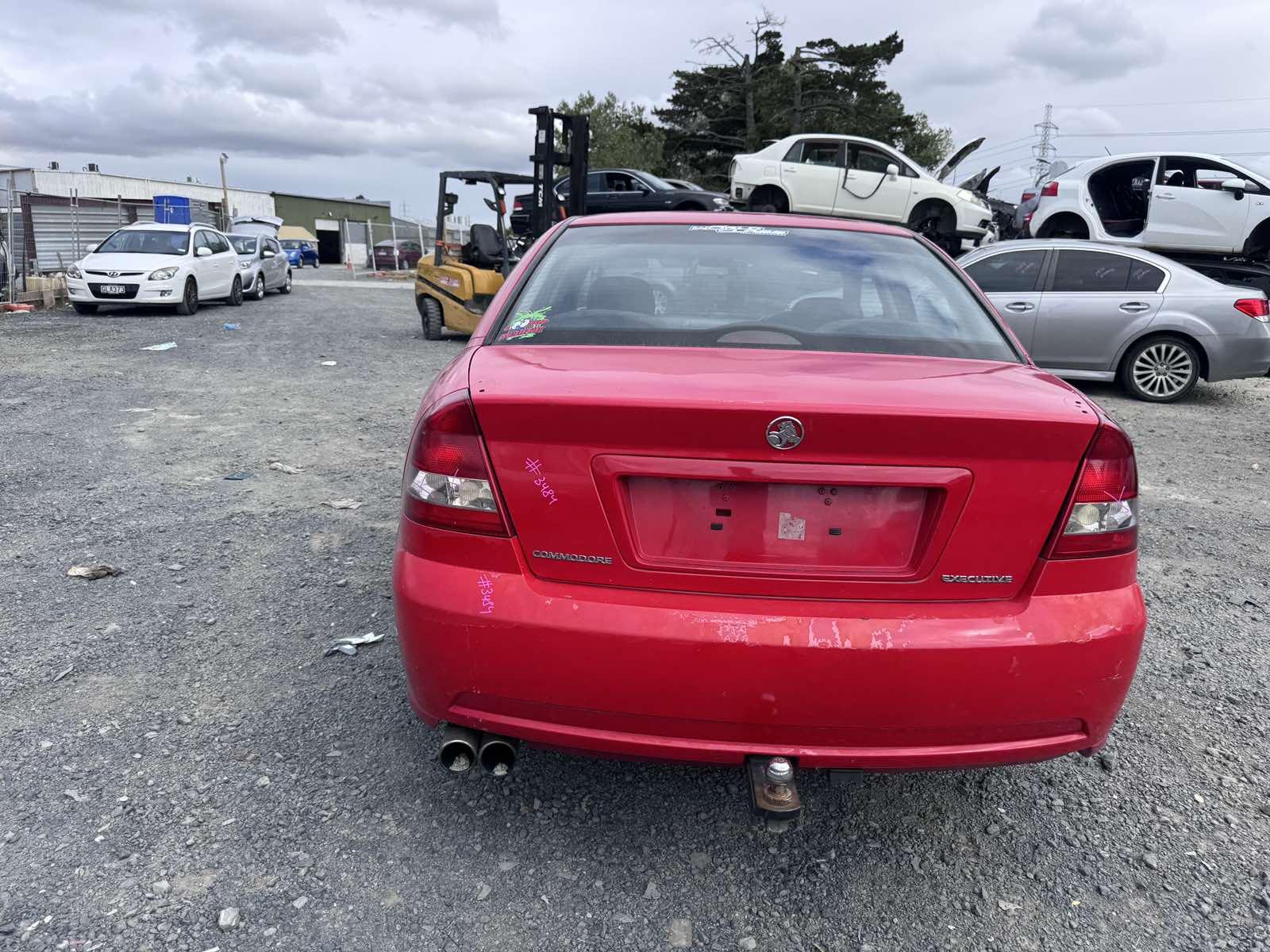 Front Bumper Commodore Holden 2005